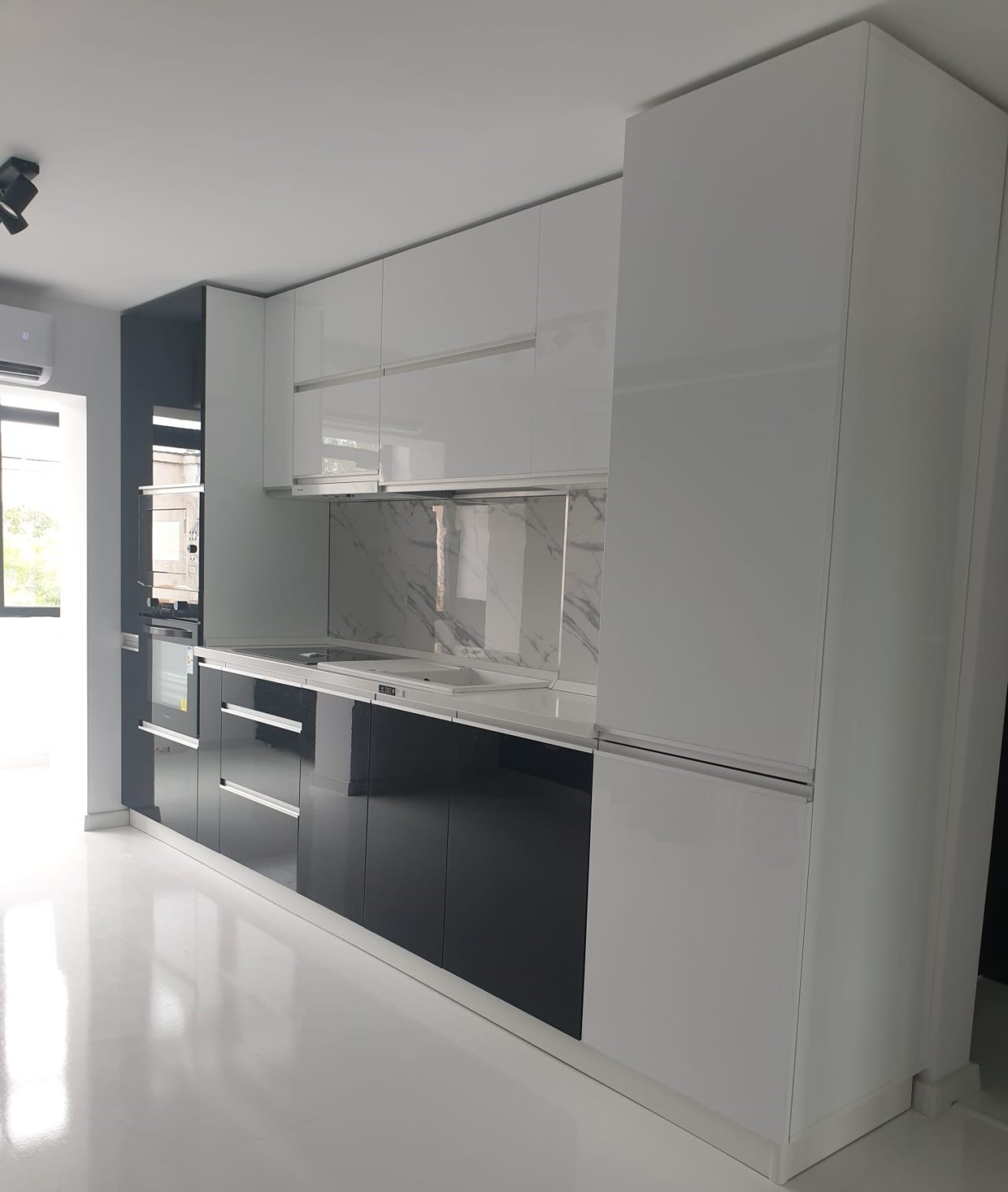 Mobila bucatarie pe comanda - Mobila la comanda - Mob Zone Studio Craiova